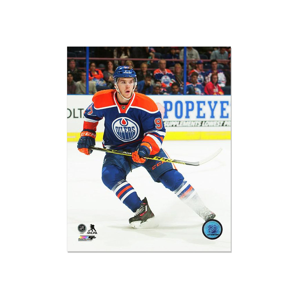 Fotografía enmarcada grabada de Connor McDavid de los Edmonton Oilers ...
